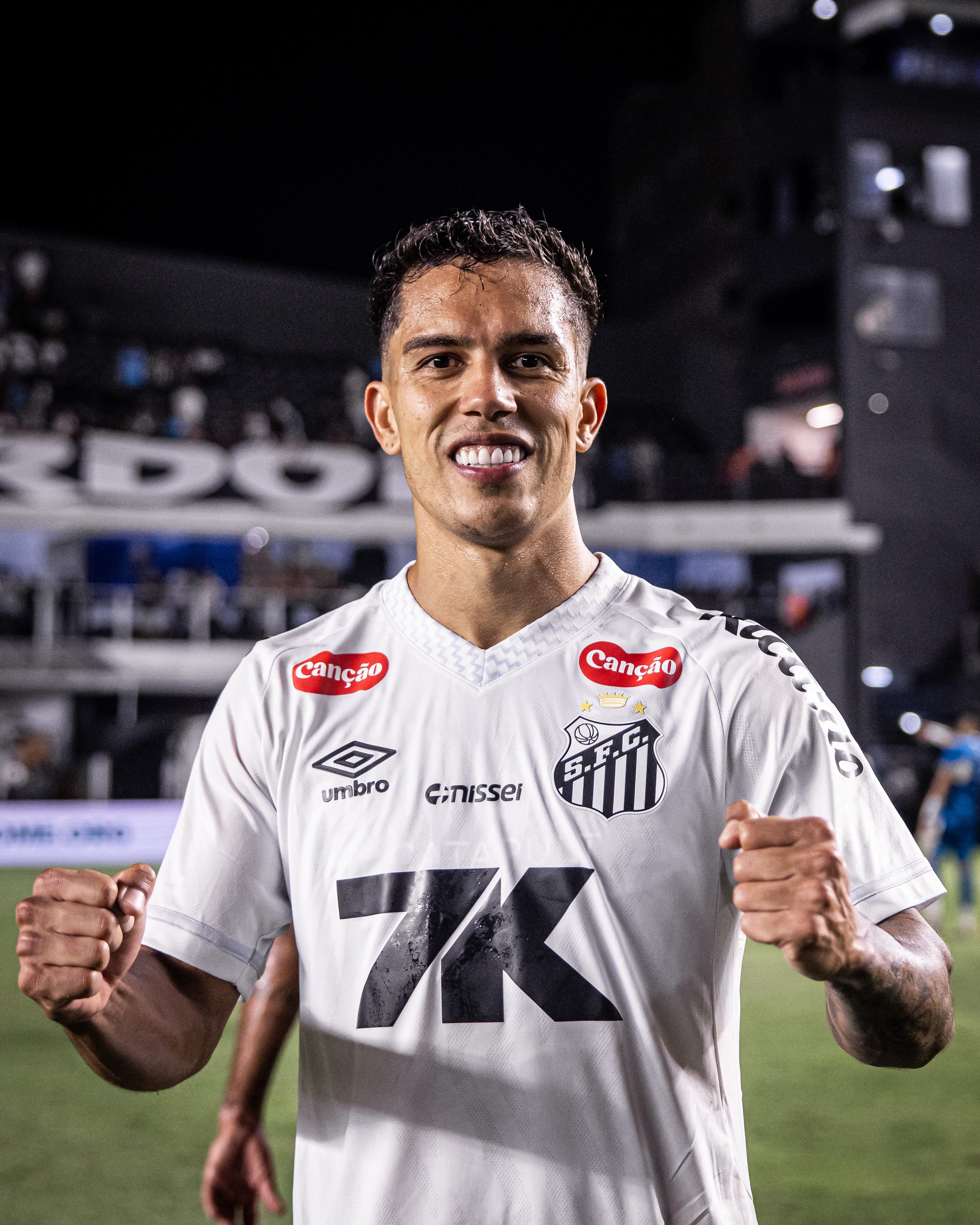 Igor Vinícius: de contestado a titular no Santos | Ge