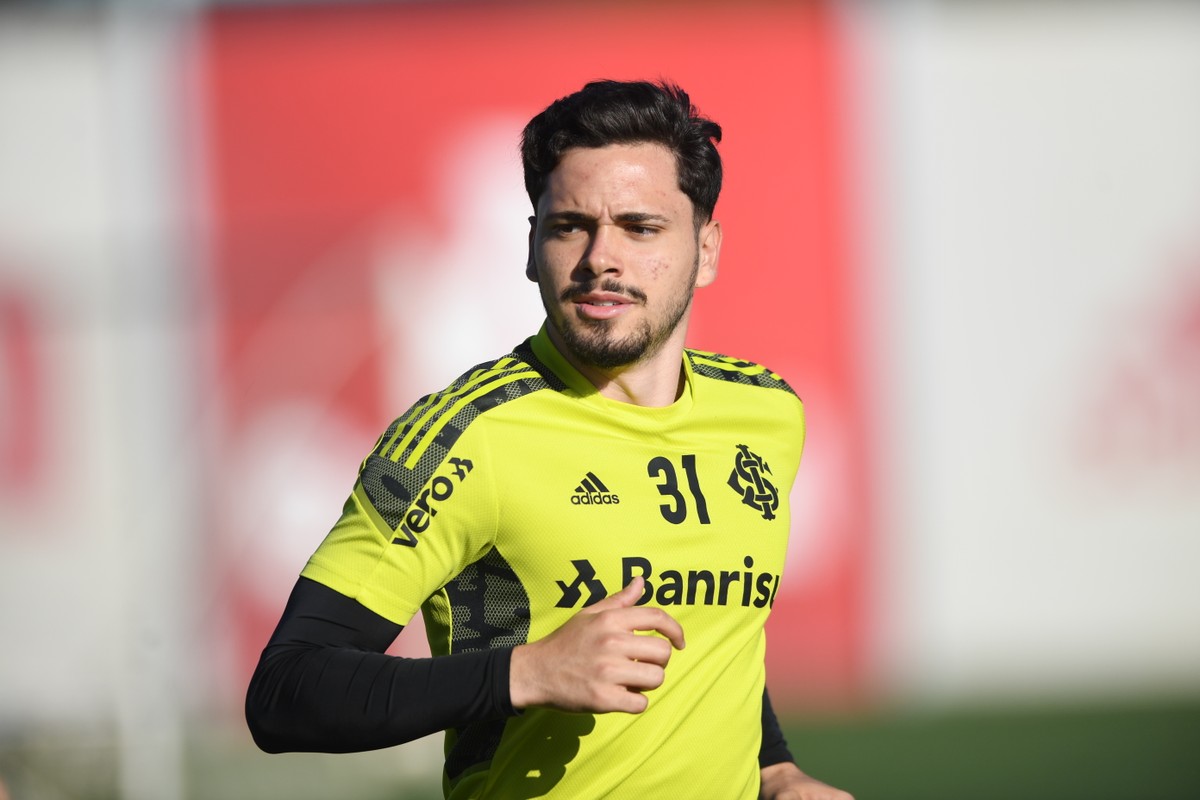 Mauricio fala de preparação do Inter para jogo às 11h: "É questão de ...
