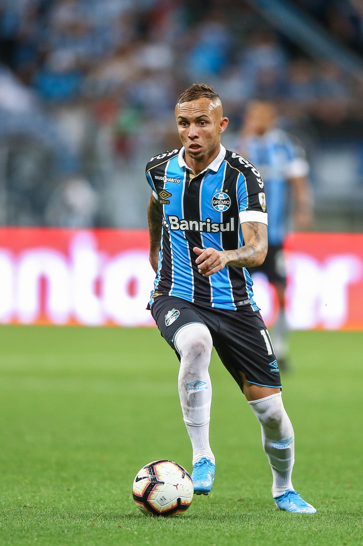 Everton recebe terceiro amarelo e "limpa a ficha" antes se apresentar à ...