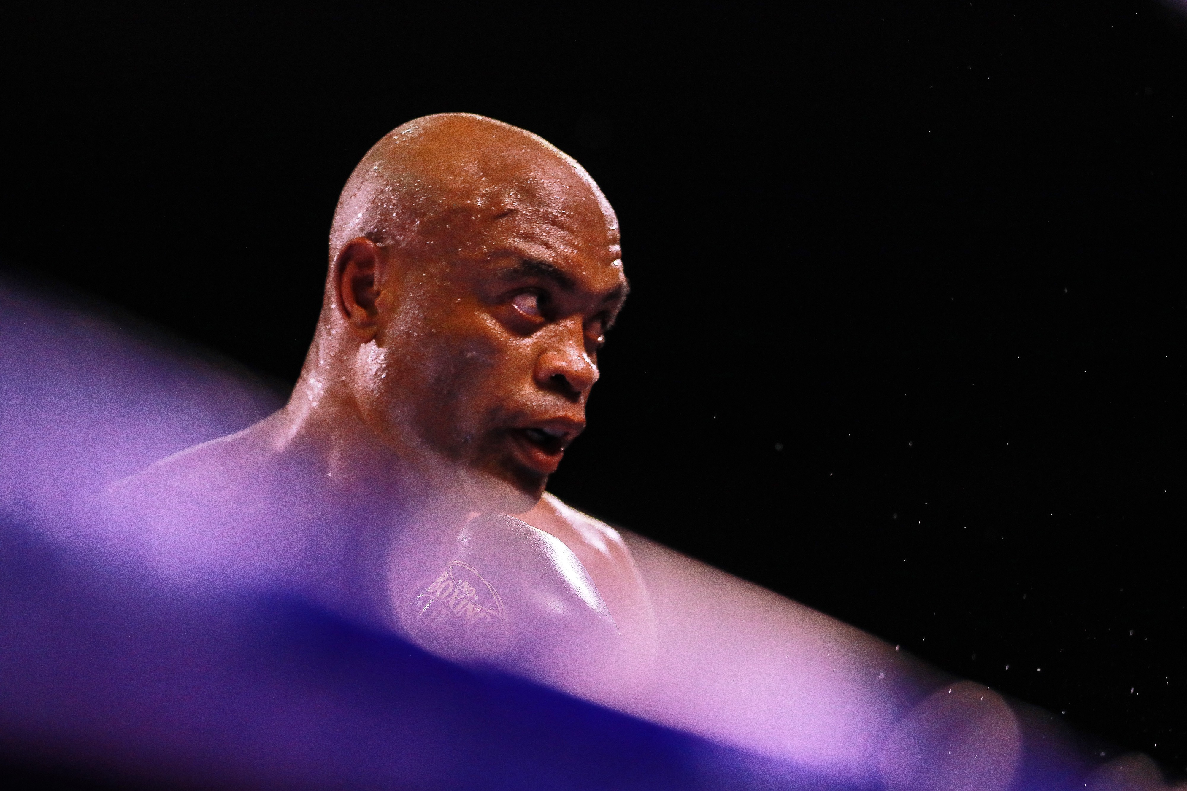Anderson Silva estrela nova campanha de Call of Duty | Ge