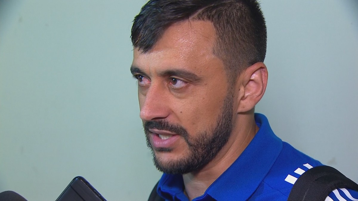 Livre de incômodo, Robinho avalia insucesso do Cruzeiro com Adilson ...