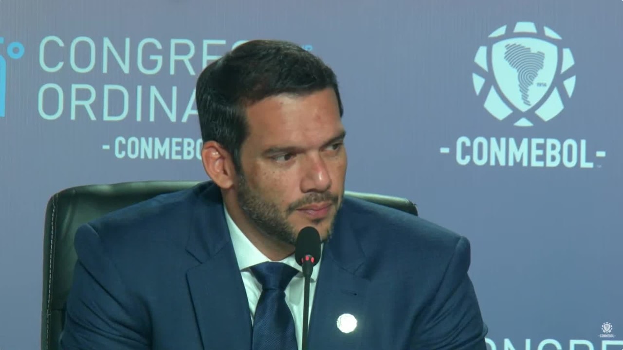 Alejandro Domínguez é reeleito presidente da Conmebol para último ...