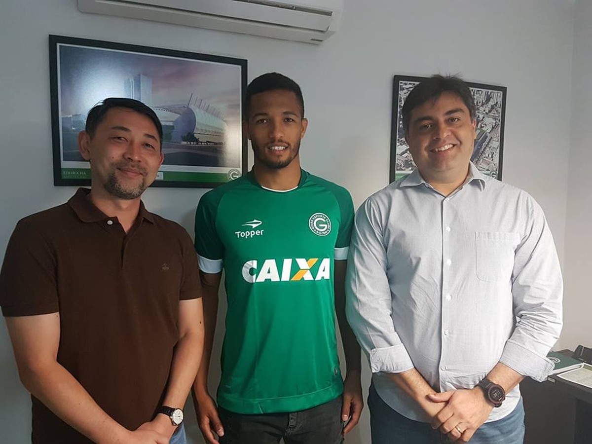 Felipe Garcia é apresentado e vira mais uma opção ofensiva para Hélio ...