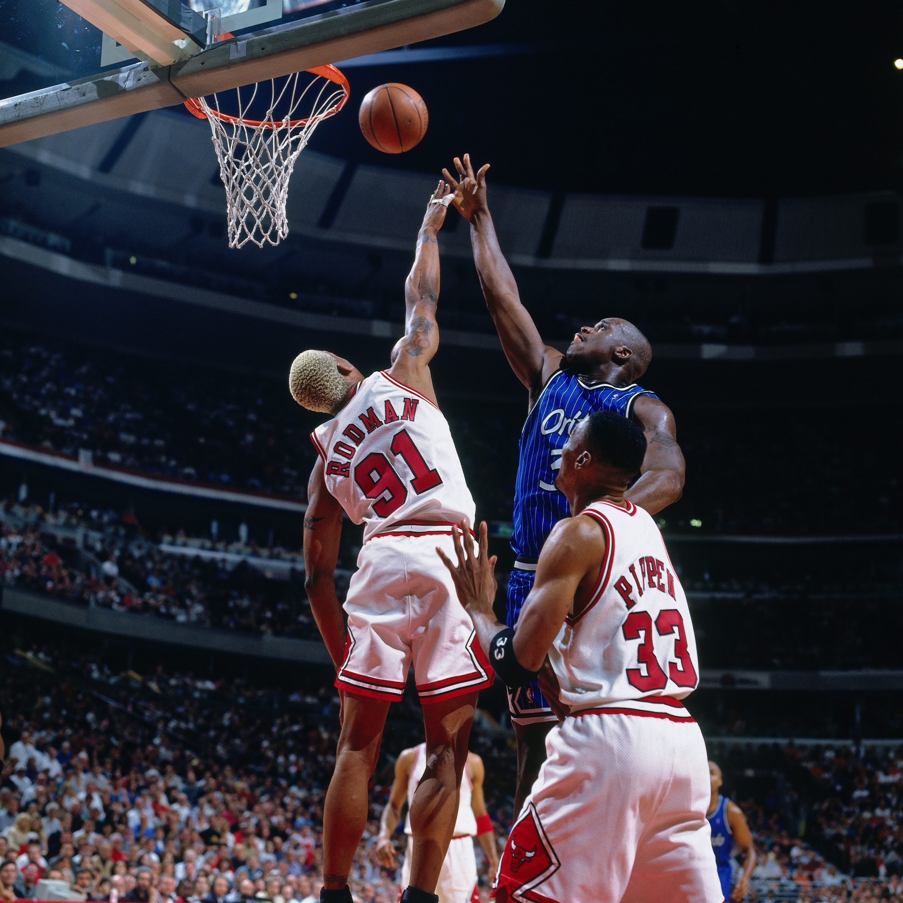 No Aniversário De Rodman Veja O Dia Em Que O Pivô Dos Bulls Colocou