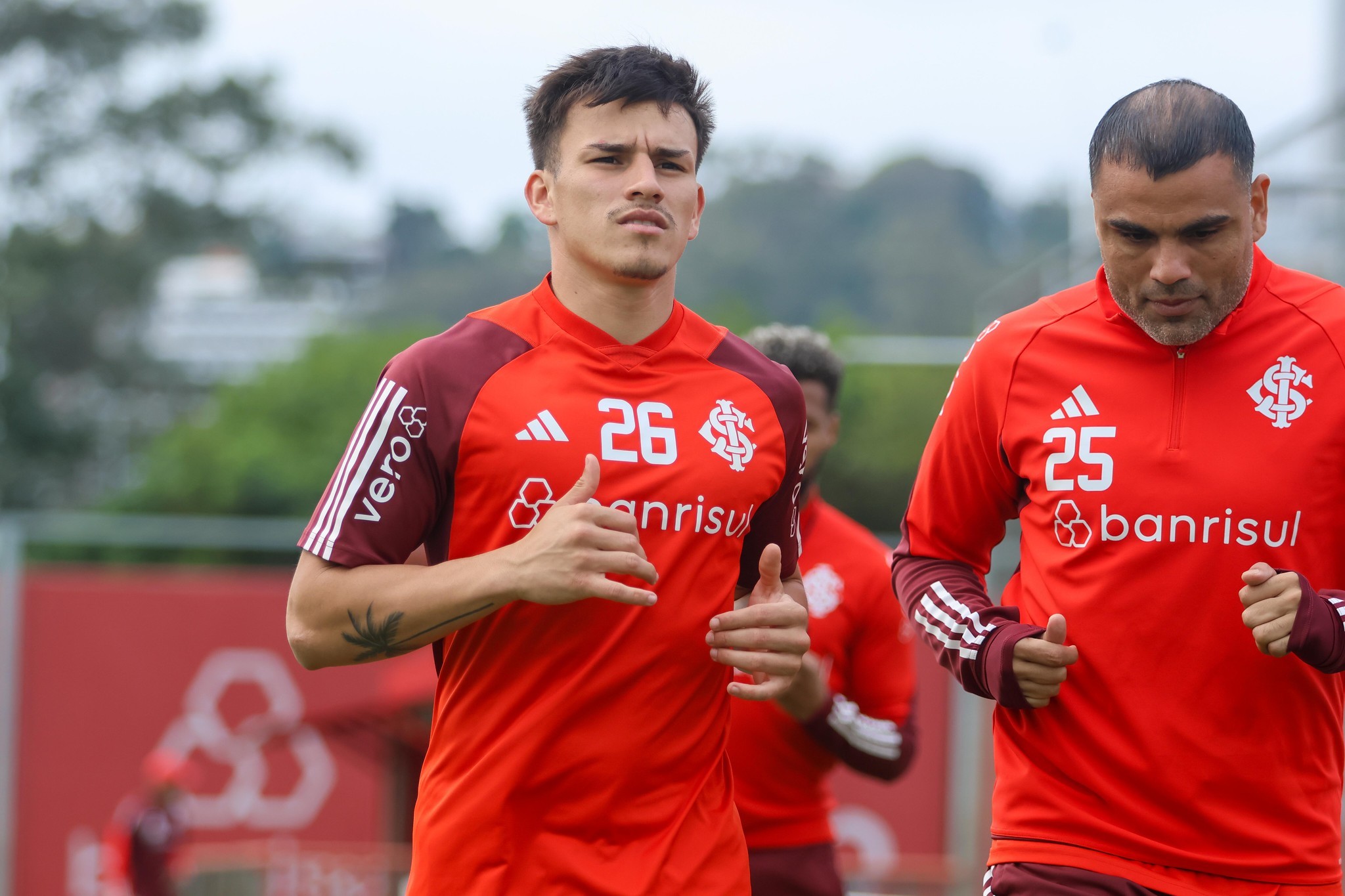 Bernabei sai do ostracismo no Inter, cresce com Roger e se afirma como ...