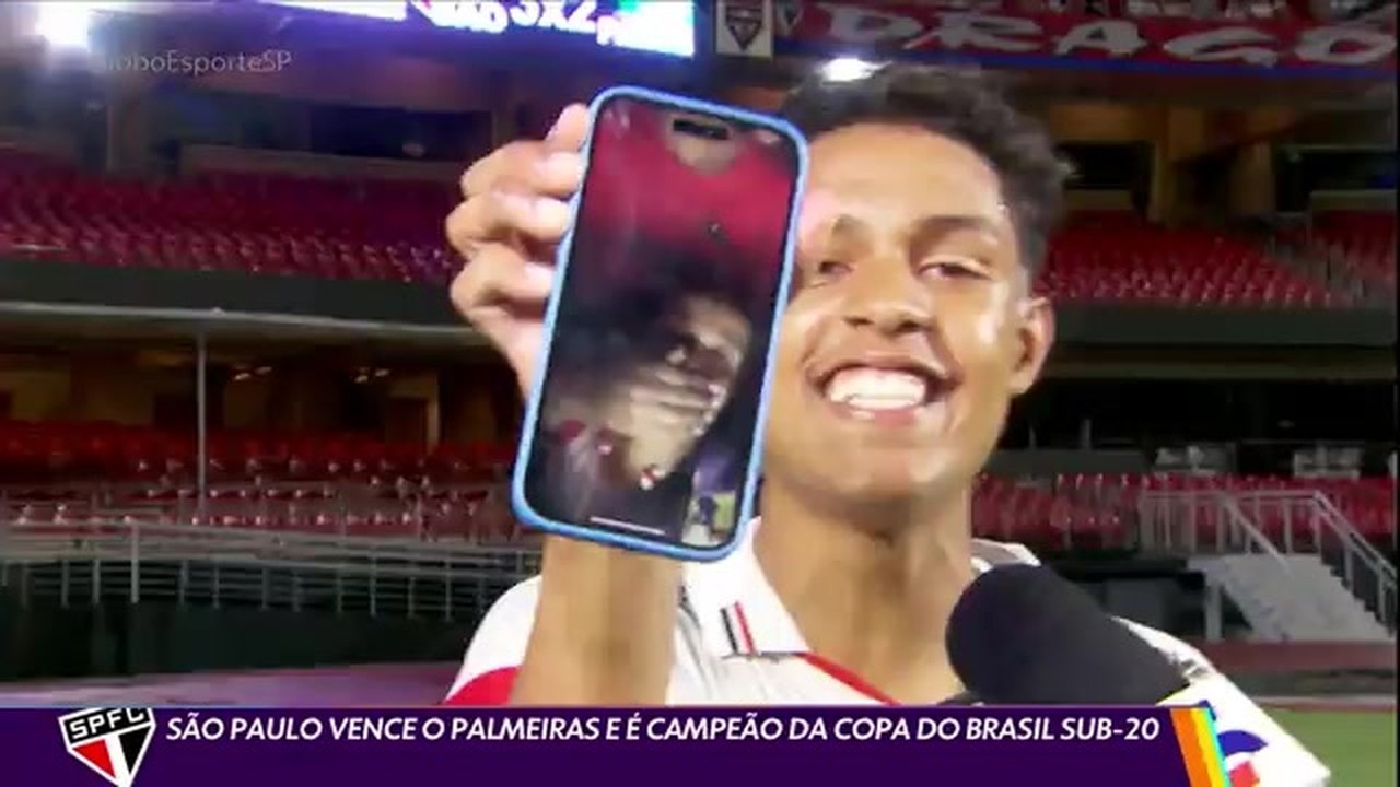 Senegalês Iba Ly treina com elenco profissional do São Paulo; fotos | são paulo | ge