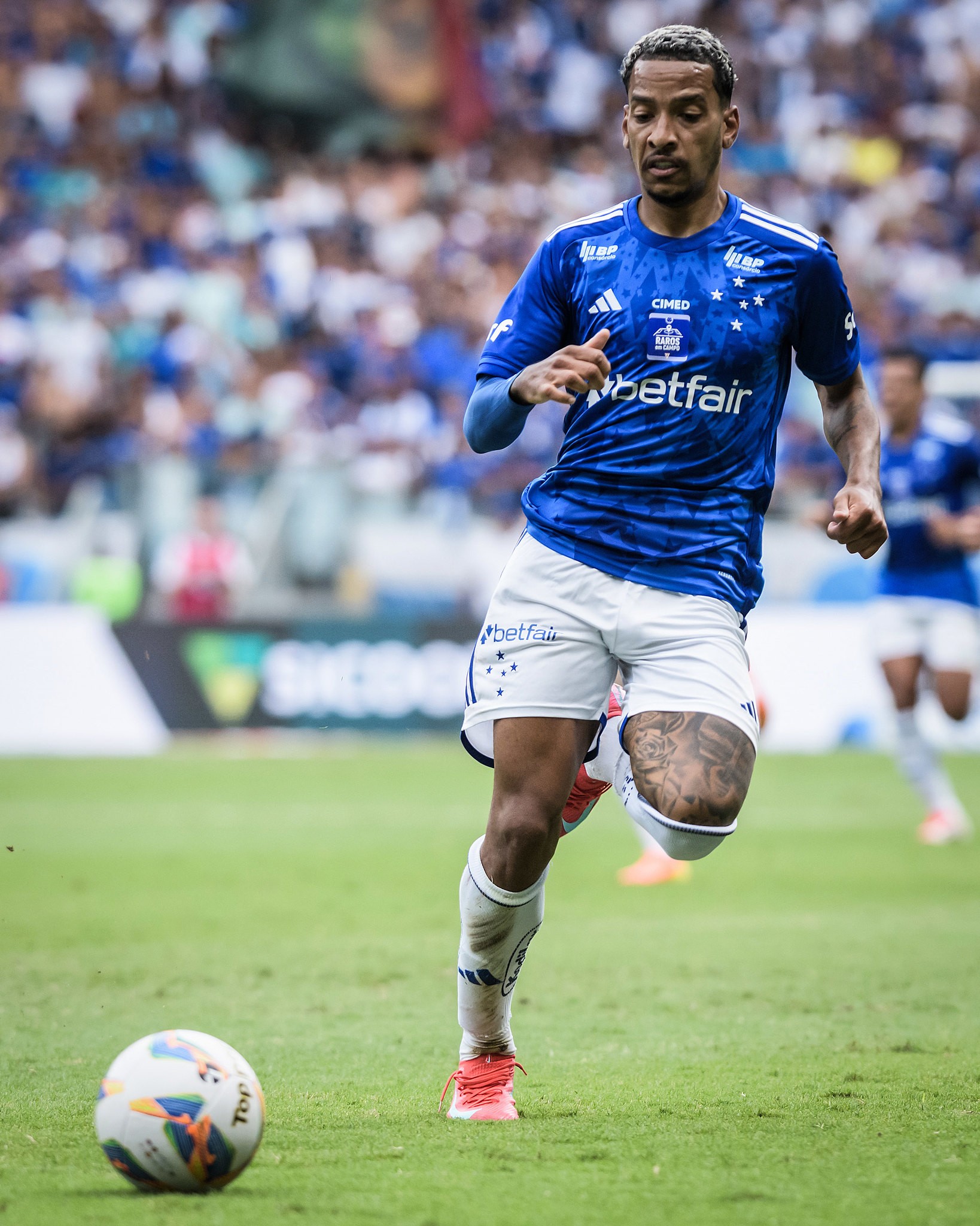 Cruzeiro x Atlético-MG: Matheus Pereira deixa clássico sob vaias e ...