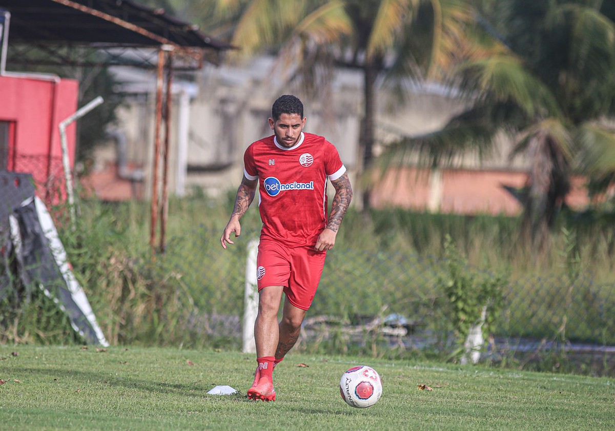 Após se recondicionar fisicamente, Leandro Carvalho deve voltar ao ...