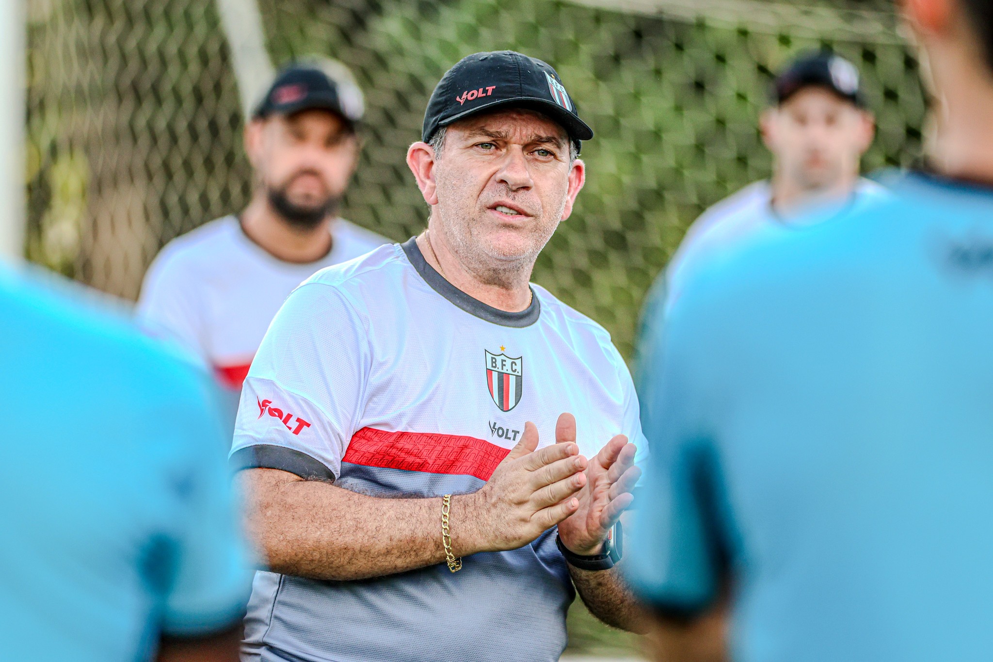 Tencati no Botafogo-SP mostra mudança de mentalidade, diz reforço | Ge