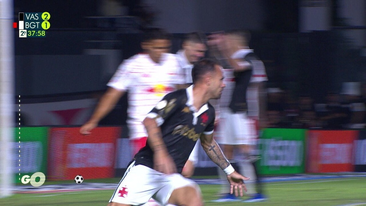 Ramón bate na mesa de novo em permanência na Série A: "O Vasco nunca ...