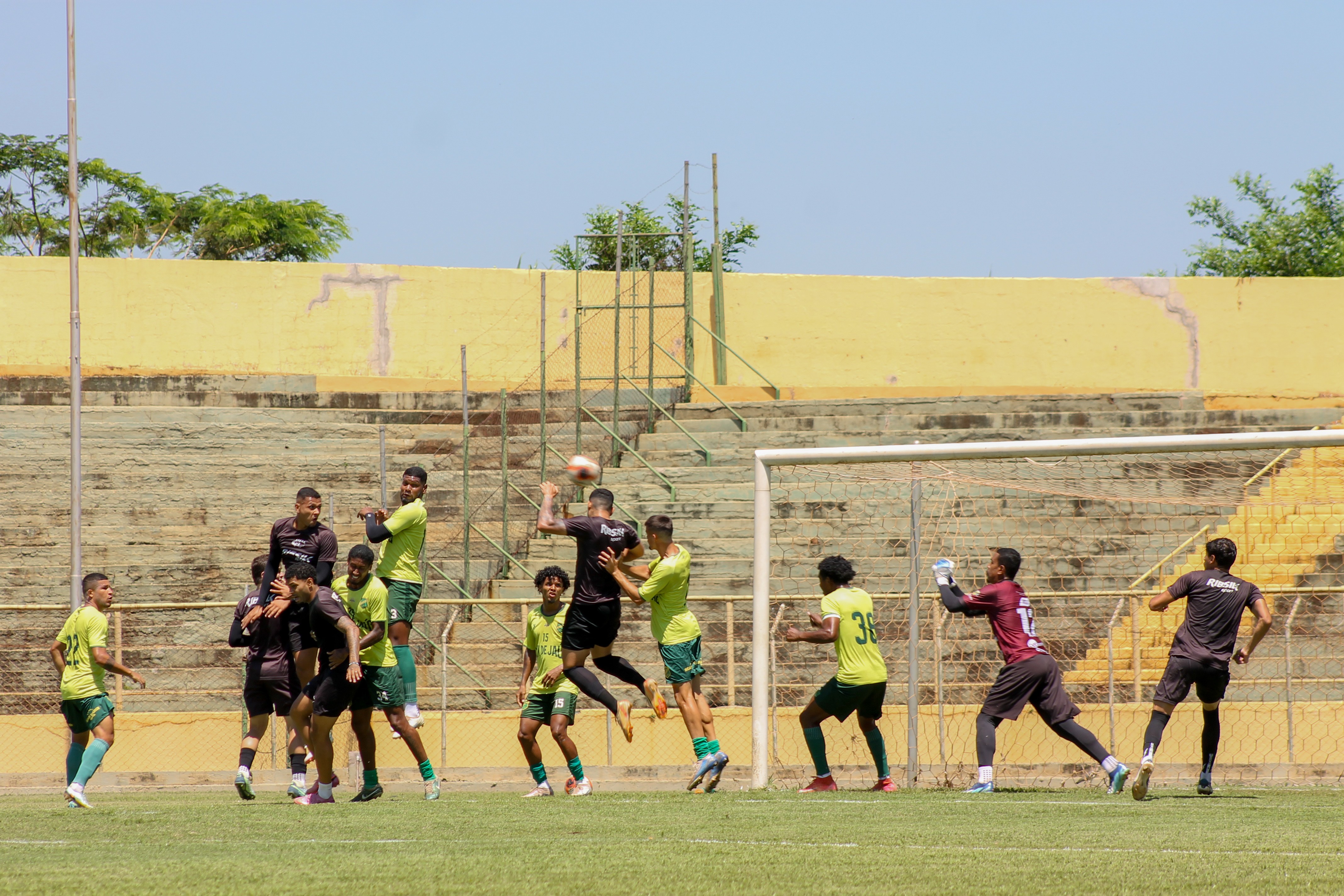 XV de Jaú vence Comercial em jogo-treino no Zezinho Magalhães | Ge
