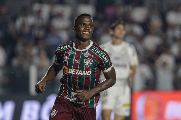 Arias repete Conca e Thiago Neves no Fluminense e tem feito inédito no ...