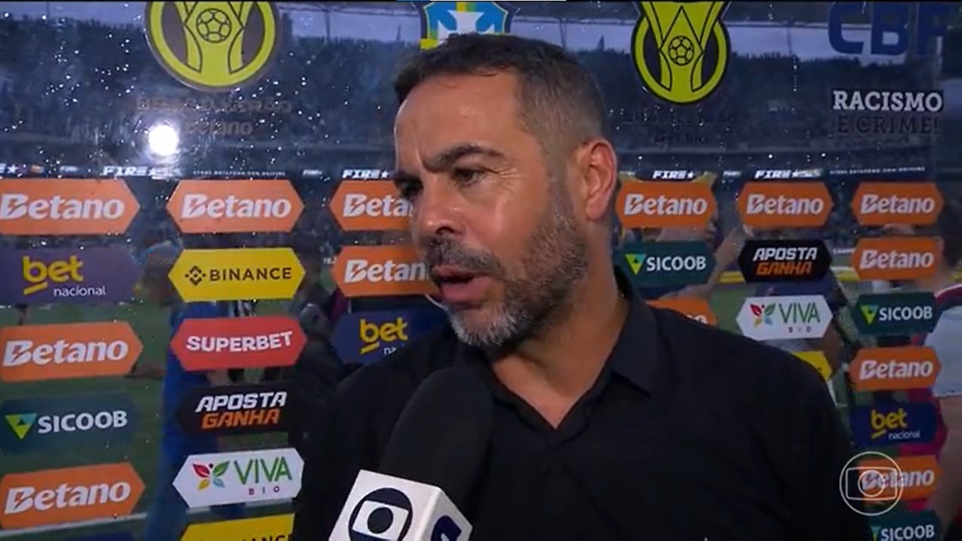 Campeão do Brasileirão e da Libertadores, Artur Jorge resume 2024 do ...