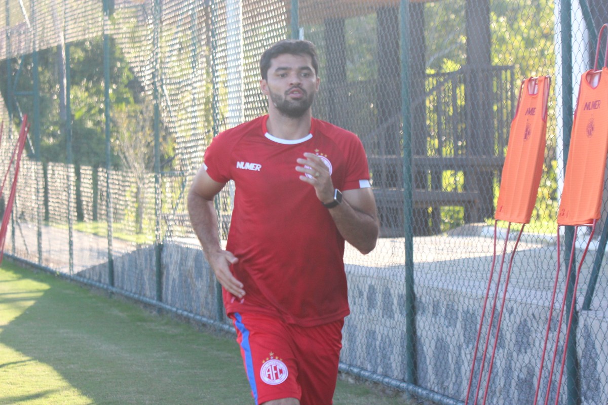 Após cumprir suspensão por doping, Rômulo é reintegrado ao América-RN ...