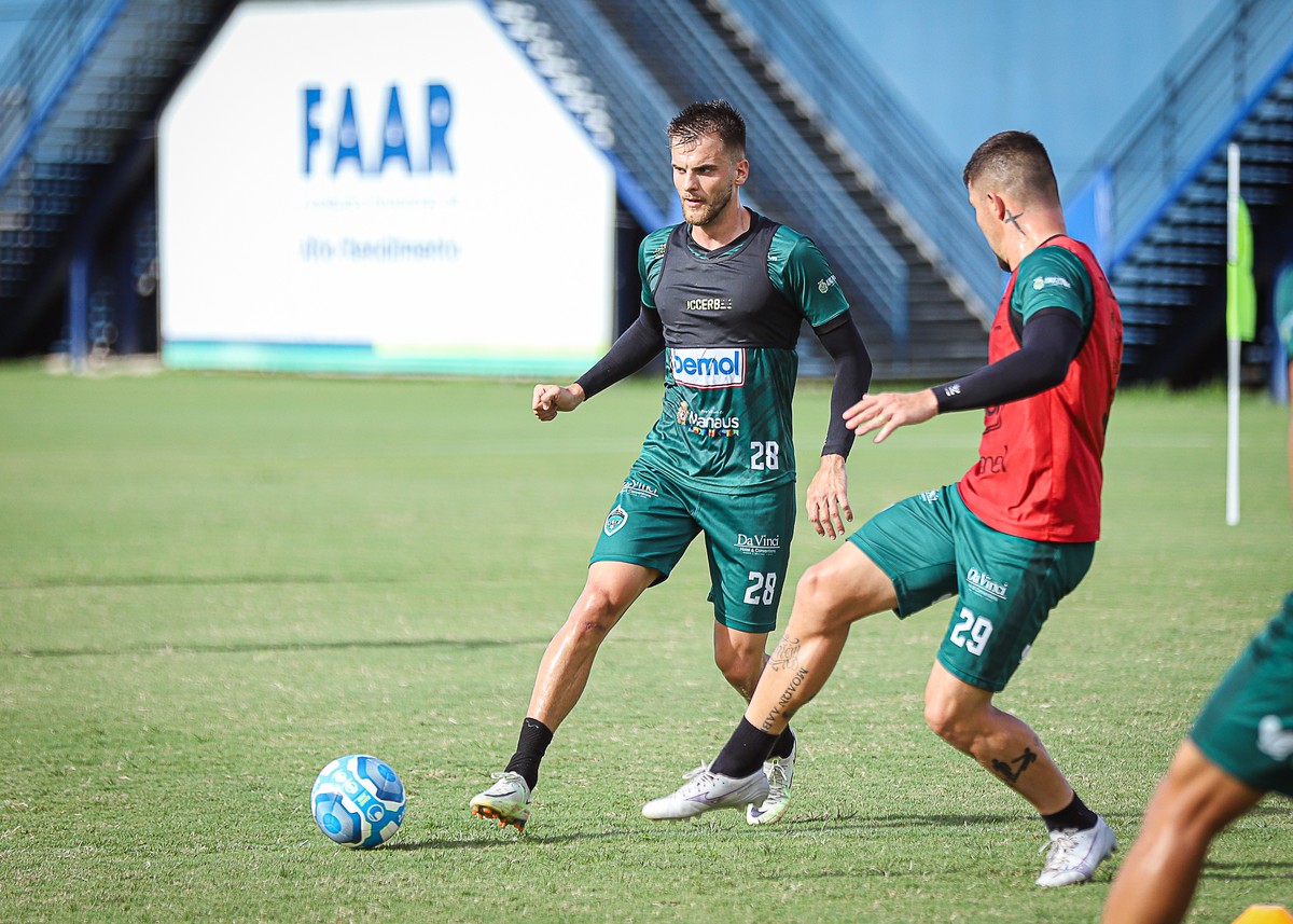 Algoz do Manaus na Copa do Brasil, Gabriel Tonini espera compensar ...
