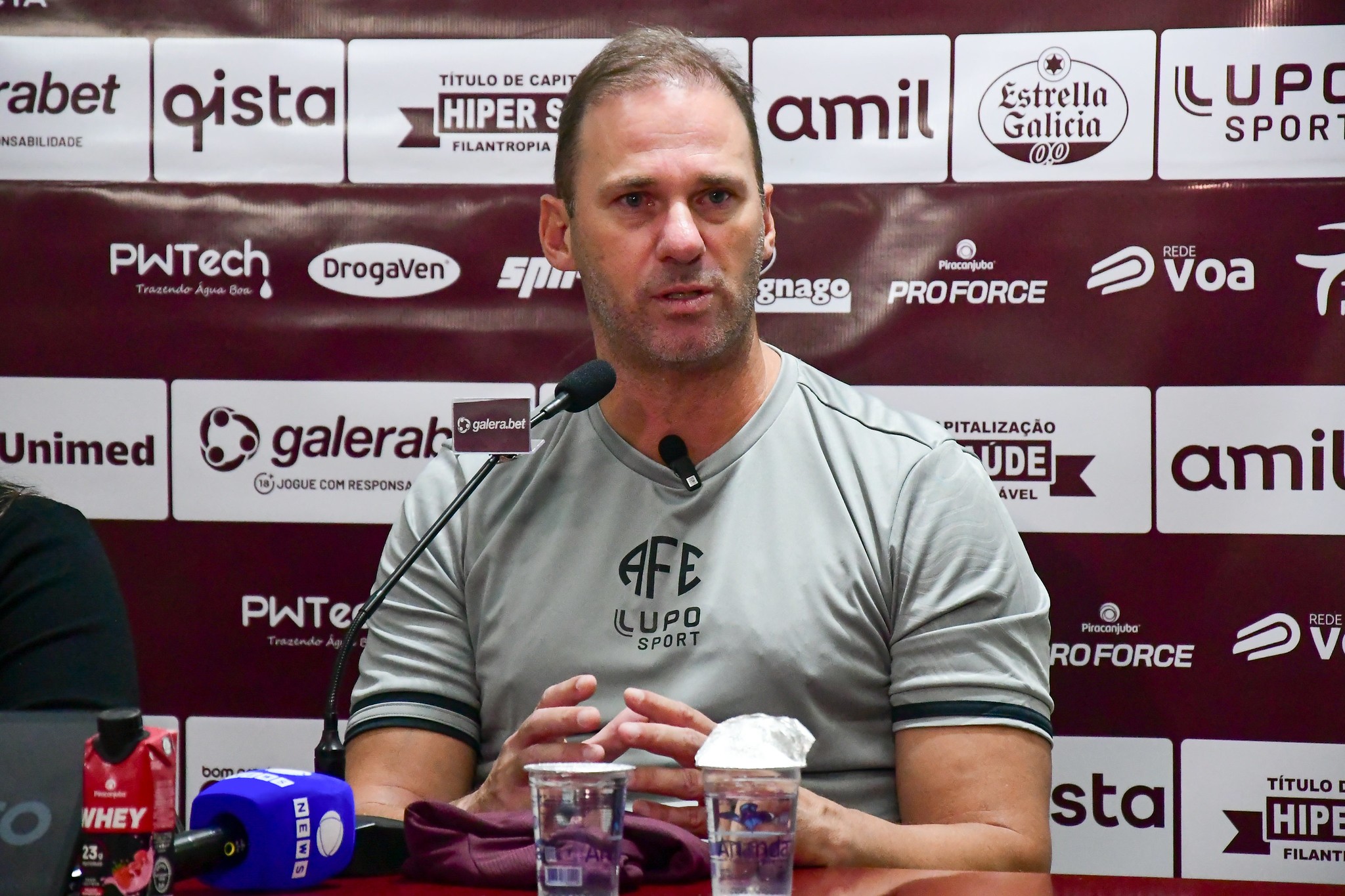 Léo Mendes fala em “sangue grená” e enaltece retorno à Ferroviária: “Minha casa” | Ge