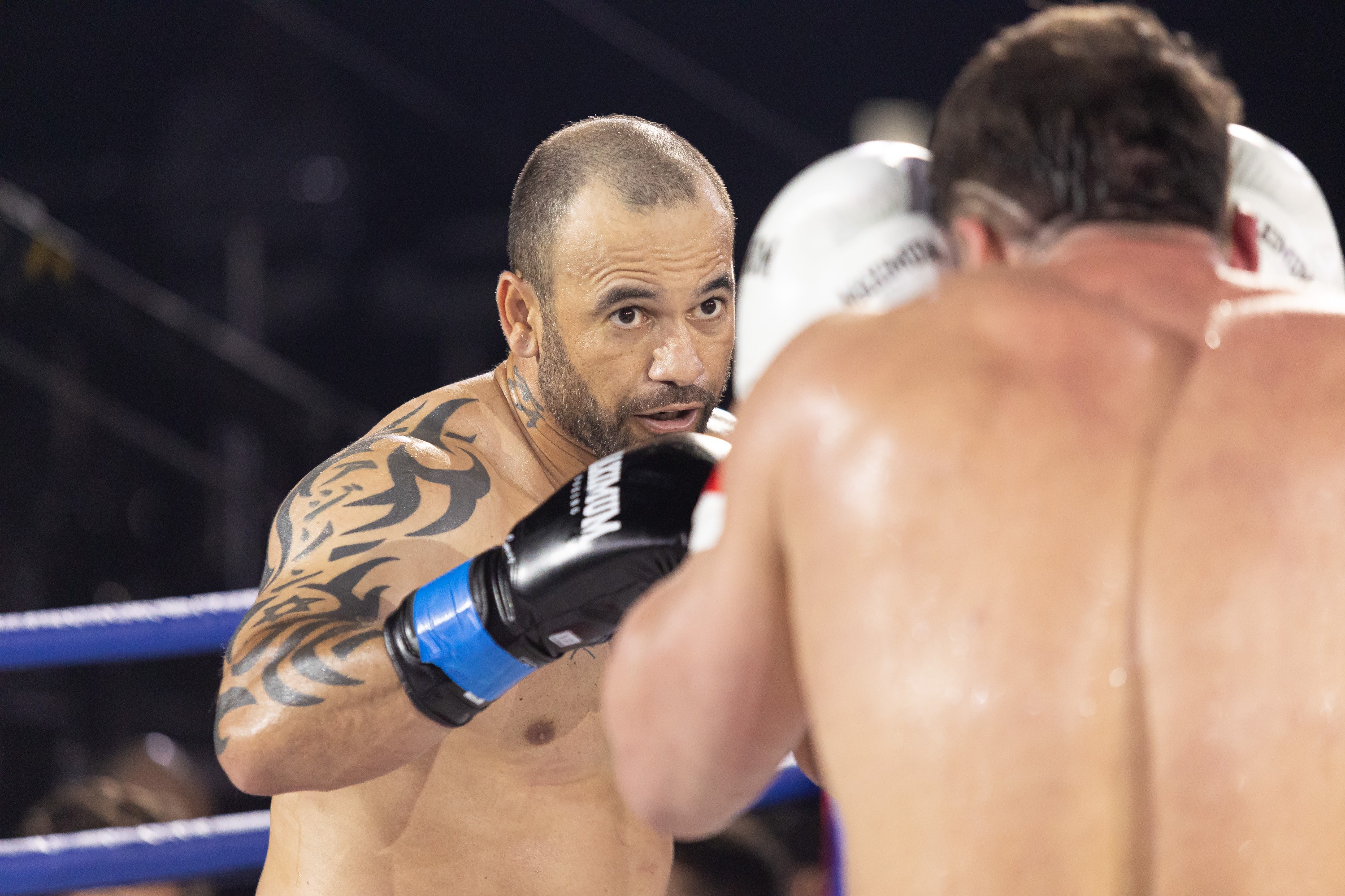 FMS 5: sem conseguir andar, Hadballa diz que queda de prótese capilar ...