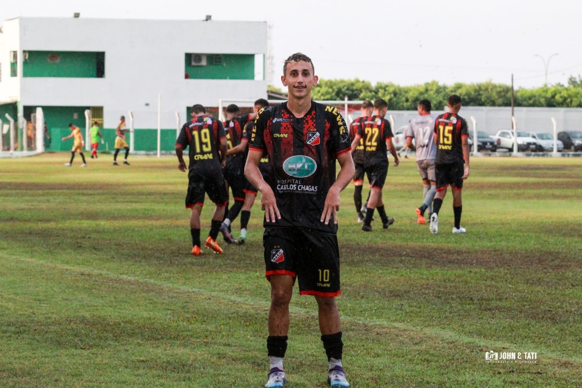 Após fazer hat-trick Allysson não esconde felicidade com a camisa do Real e projeta próxima fase ...