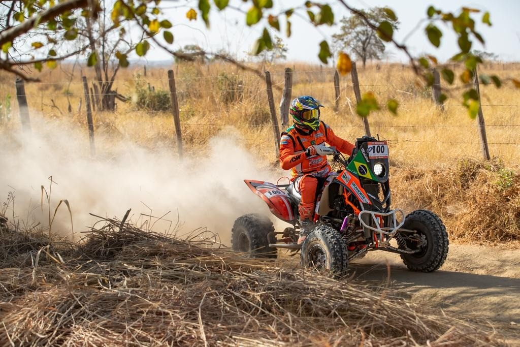 Marcelo Medeiros segue na liderança depois da sexta etapa do Rally dos ...