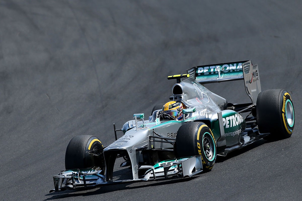 Primeira Mercedes vencedora de Hamilton é leiloada por mais de R$ 90 ...