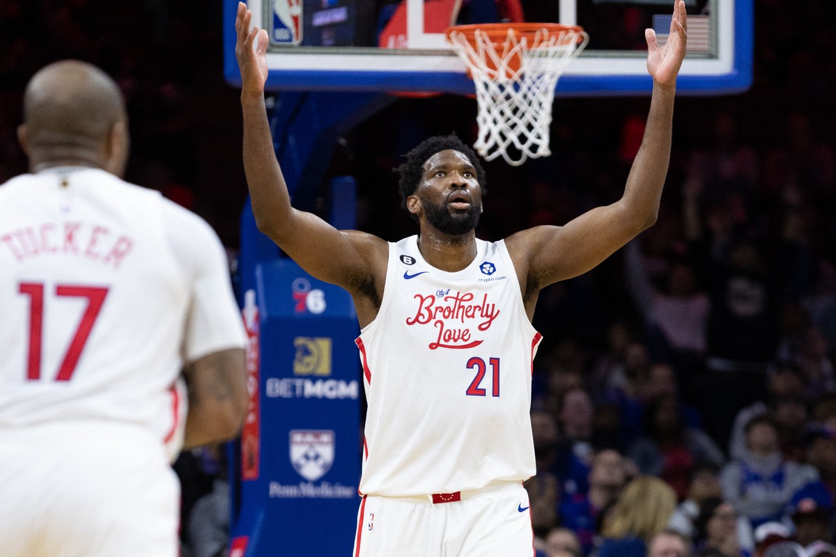 Joel Embiid é o primeiro da história a fazer o "50-10-5-5" | nba | ge