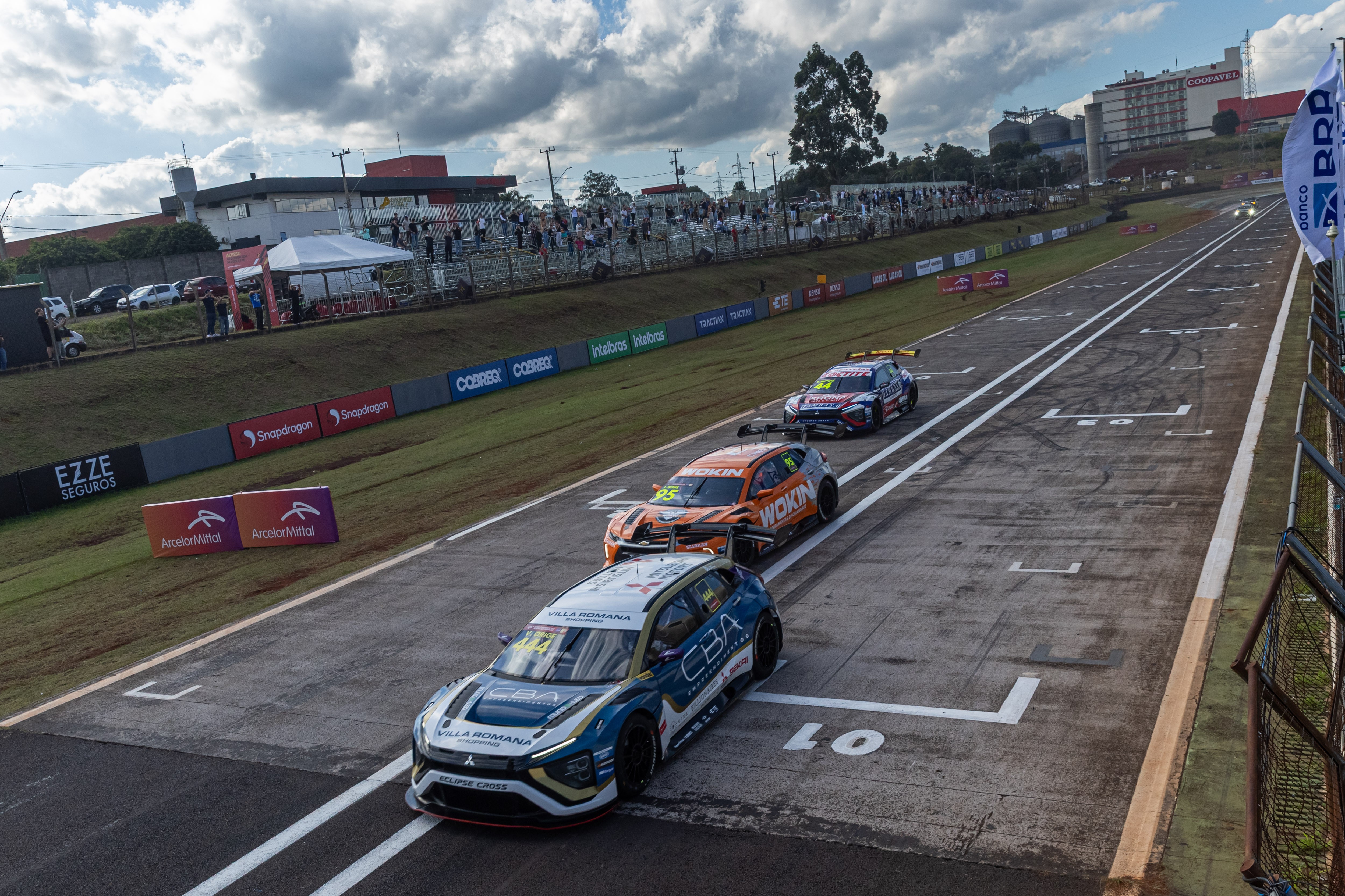 Stock Car chega ao Velopark com novidades nos carros | Ge