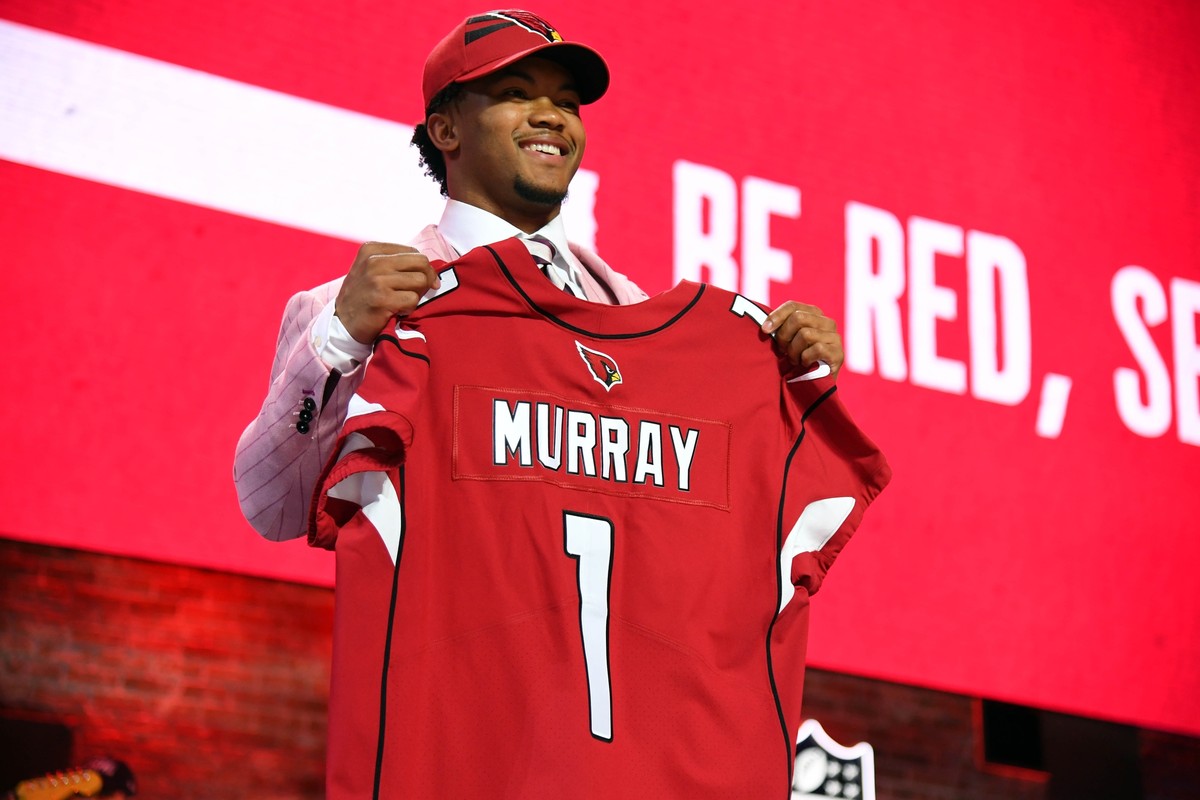 Com público estimado em 100 mil, Draft da NFL tem fenômeno Kyler Murray ...