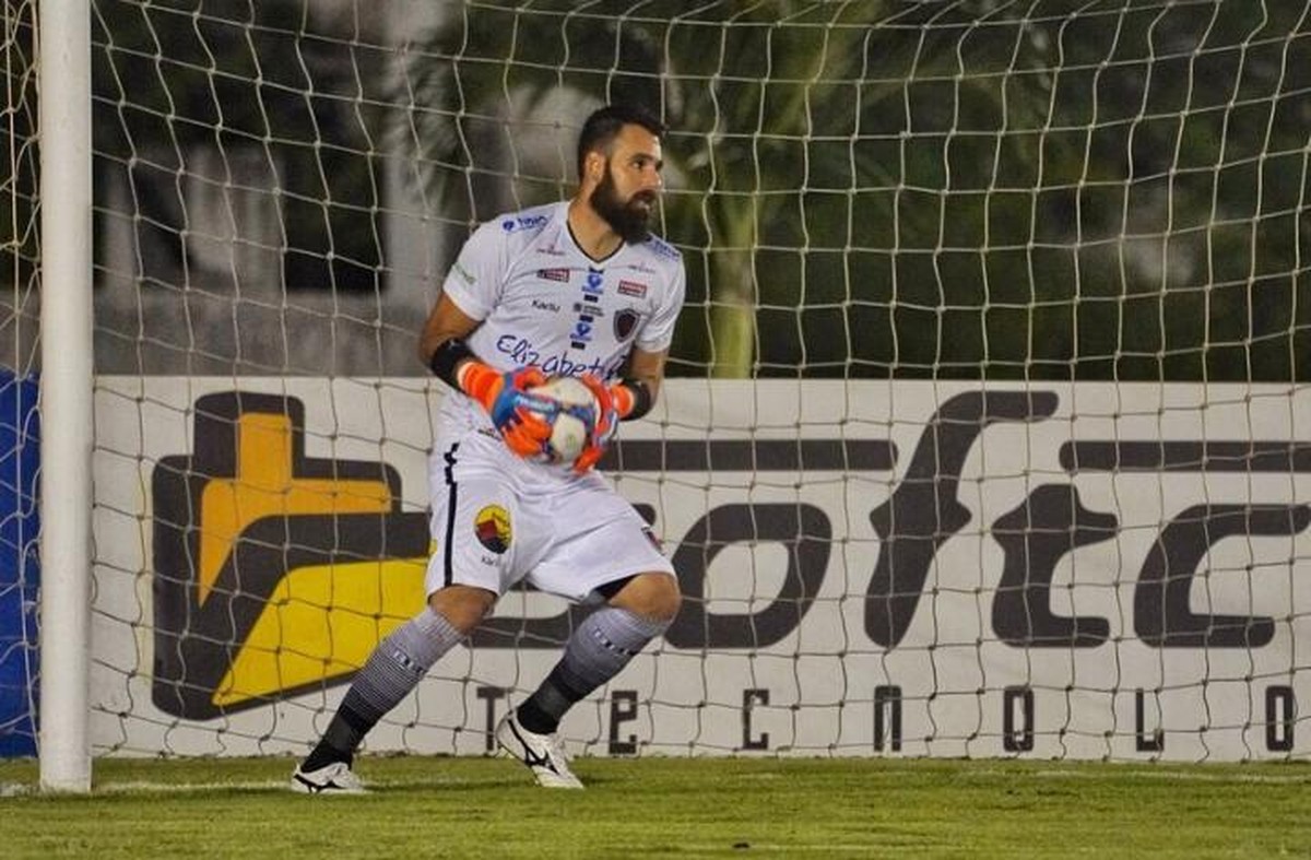 Botafogo-PB repatria goleiro Saulo para a temporada de 2025 | botafogo ...