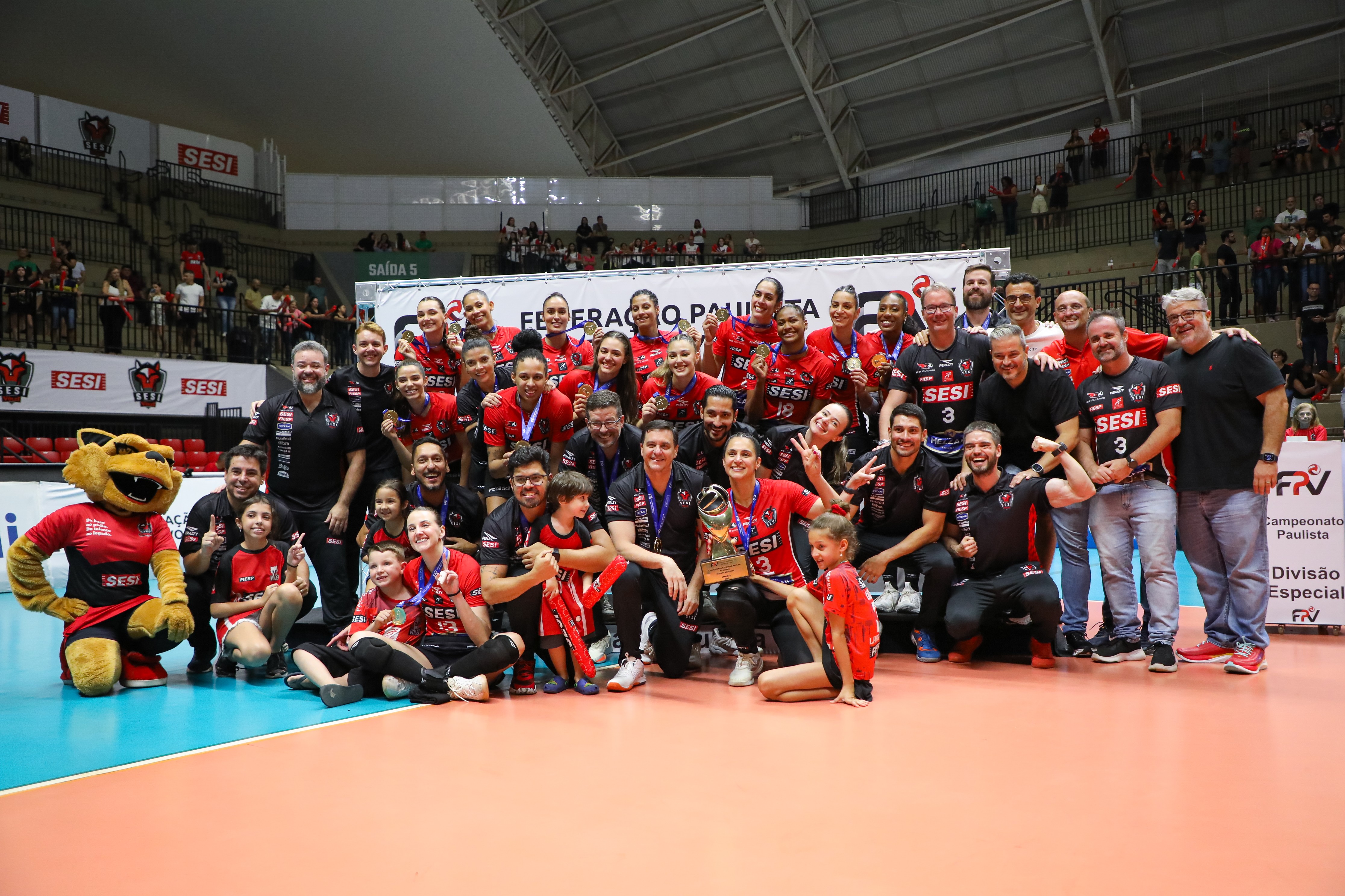 Sesi-Bauru exorciza síndrome de vice com título invicto | Ge