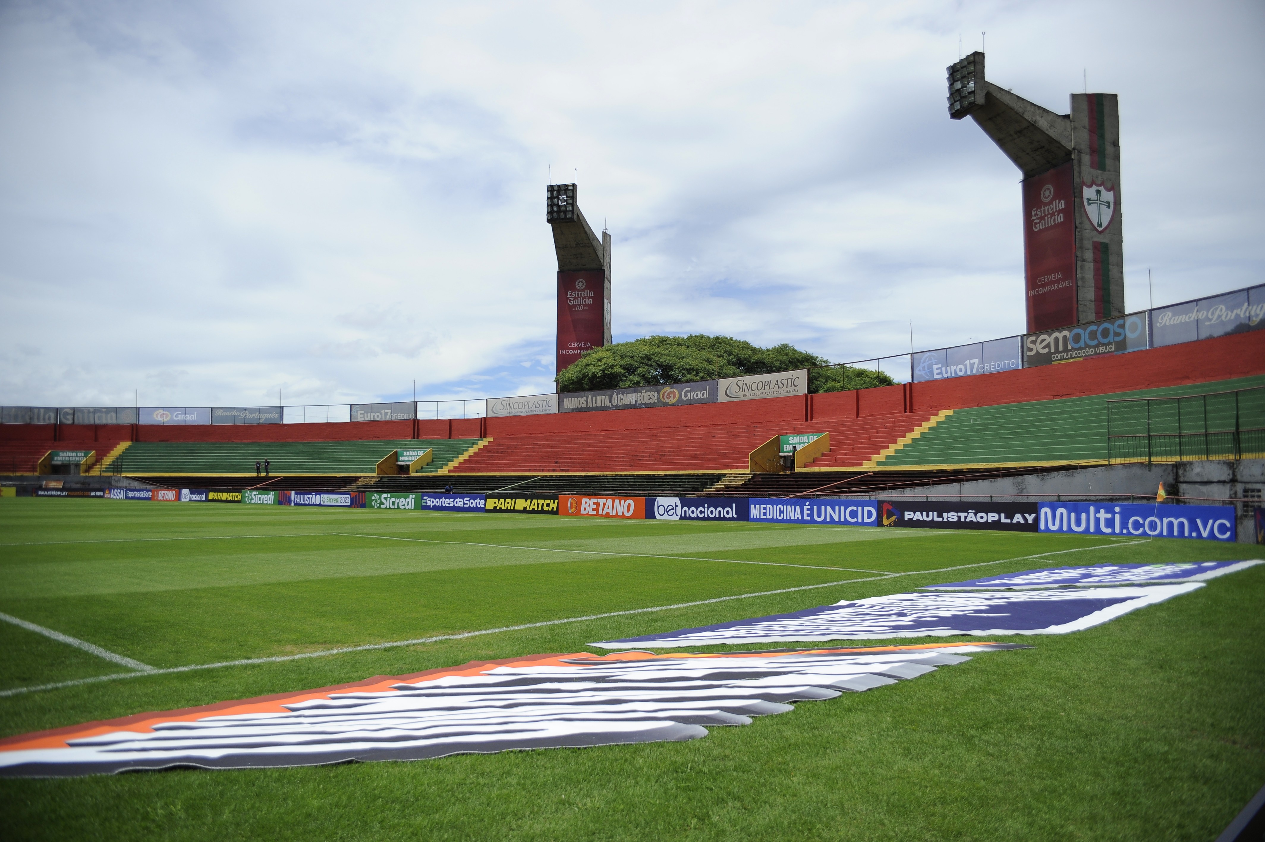 Votuporanguense visita Portuguesa pelo jogo de ida da semifinal da Copa ...