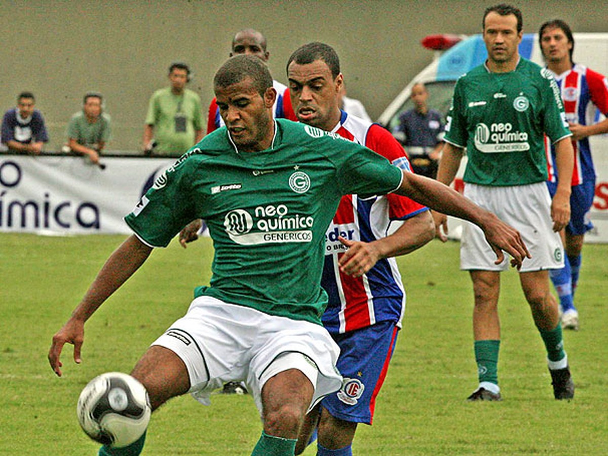 Revelado pelo Goiás, zagueiro Ernando anuncia aposentadoria | goiás | ge