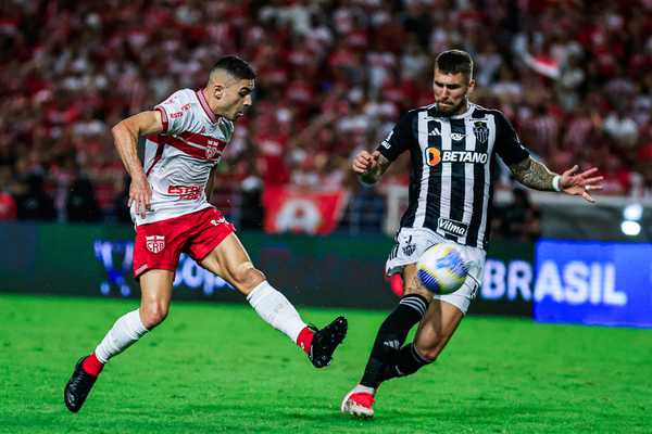 Escalação do CRB: contra o Atlético, Daniel Paulista deve reforçar o ...