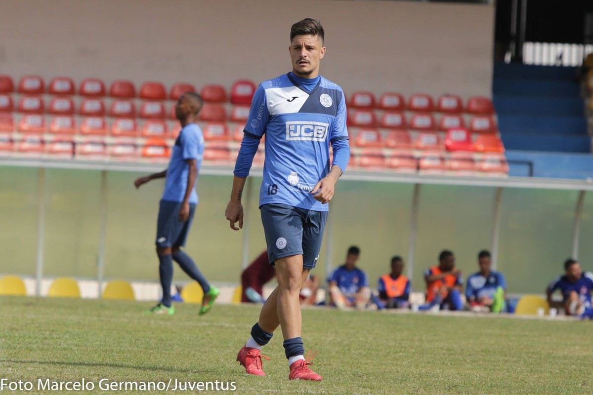 Guarani tem acerto com o atacante Lucas Crispim, cria da base do Santos ...