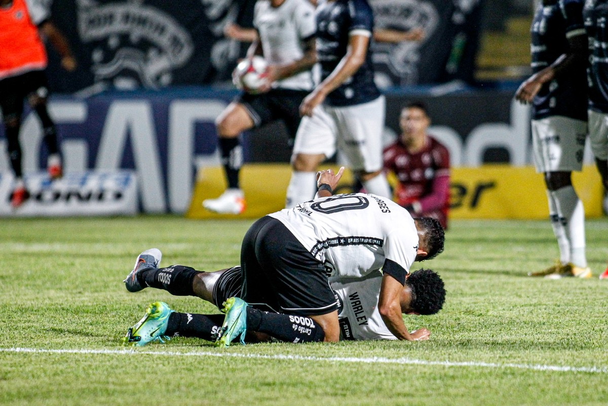 Com três vitórias em três jogos, Botafogo é o único 100% no returno da ...