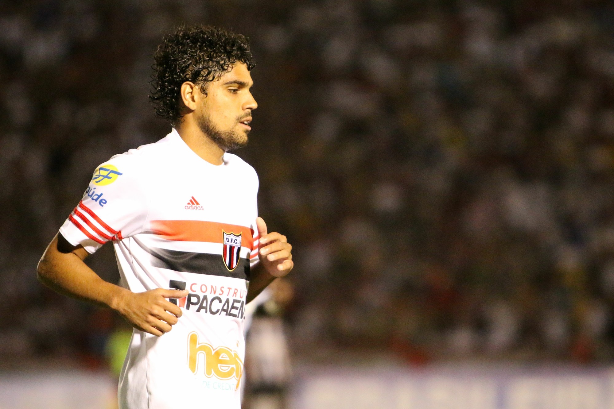 CRB anuncia contratação do lateral Daniel Borges | futebol | ge