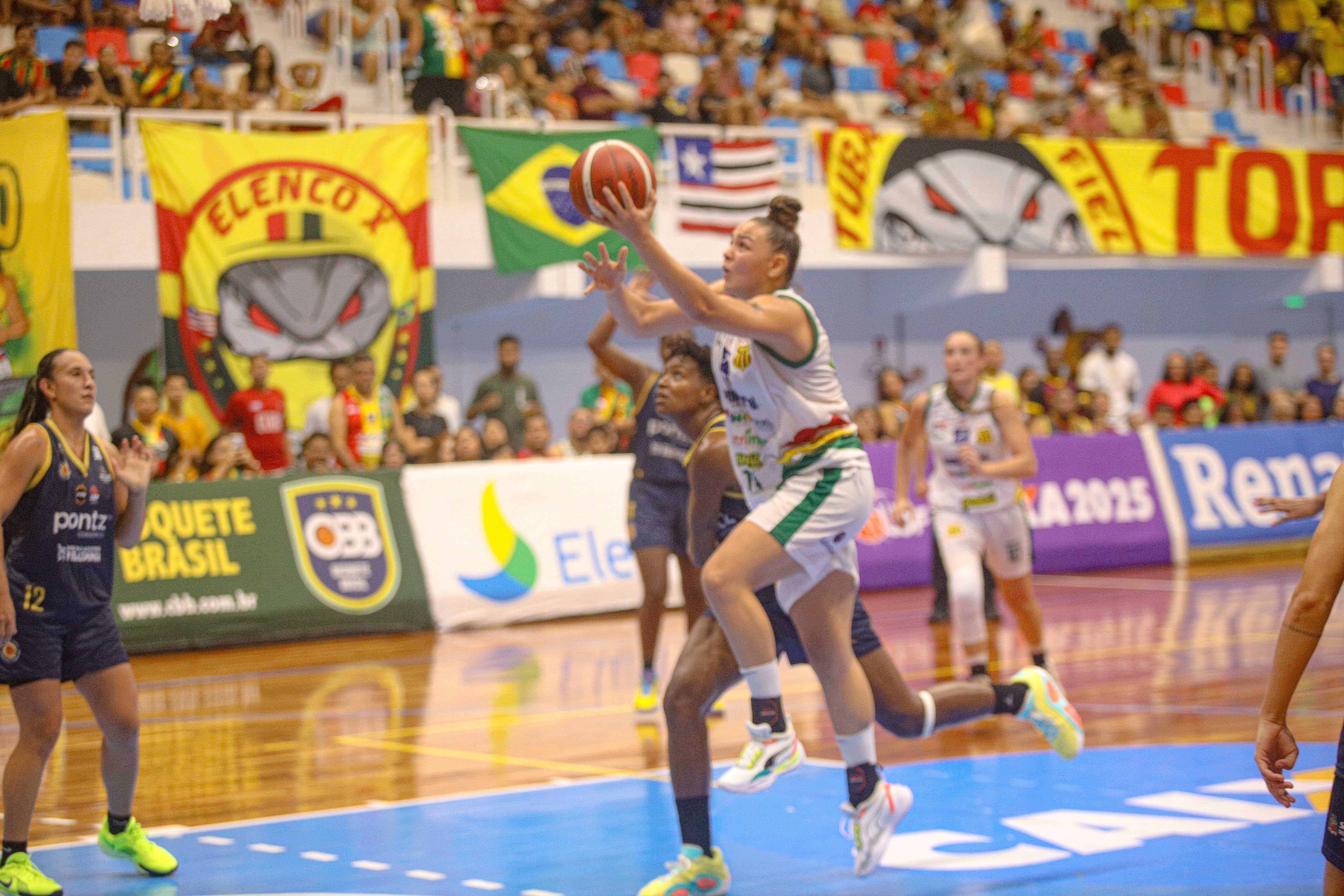 Sampaio Basquete vence São José e continua invicto na LBF | Ge