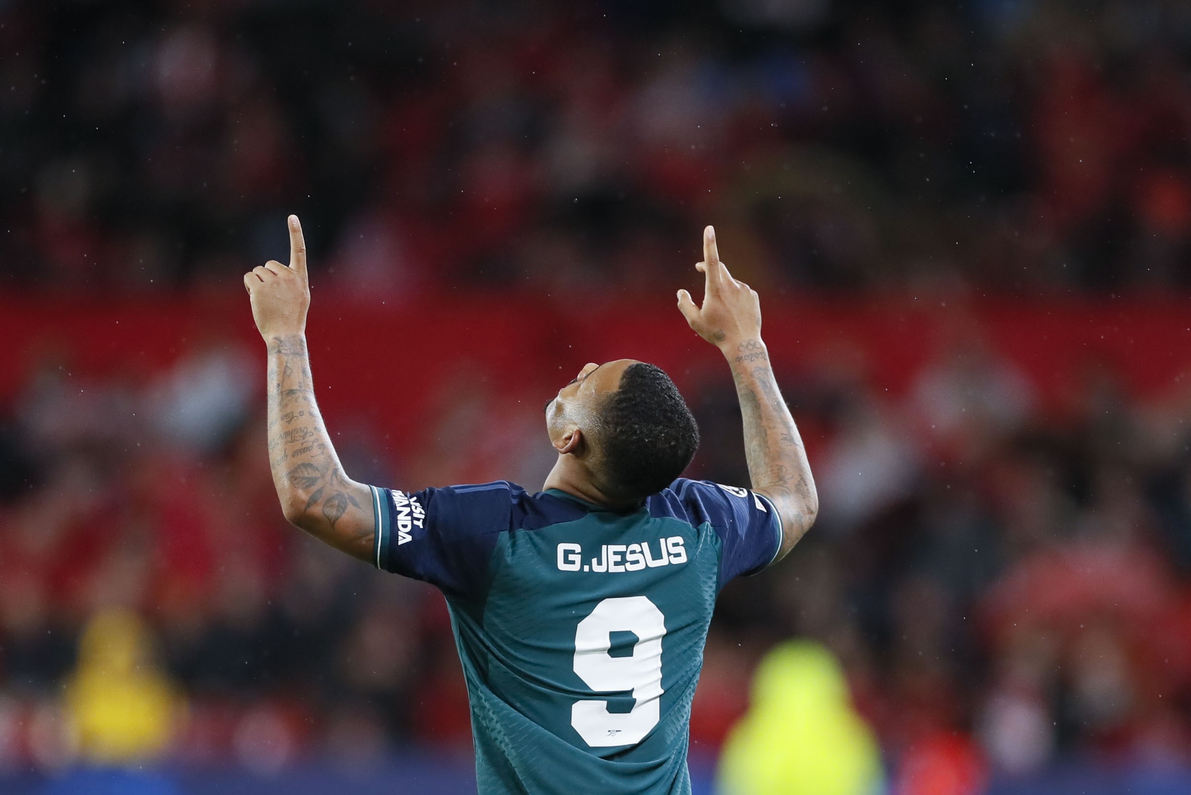 Técnico do Arsenal exalta Gabriel Jesus contra Sevilla: "Foi especial" | Ge