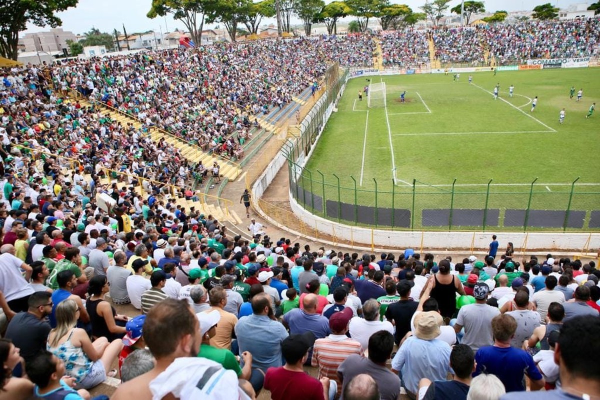 Wantuil lembra 2002 e quer que torcedor da Francana “tire o pijama ...