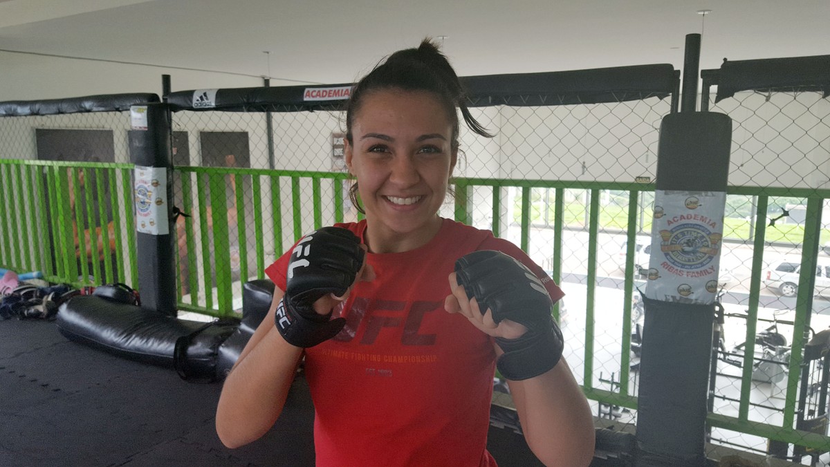 De volta aos treinos no Brasil, Amanda Ribas espera liberação para ...