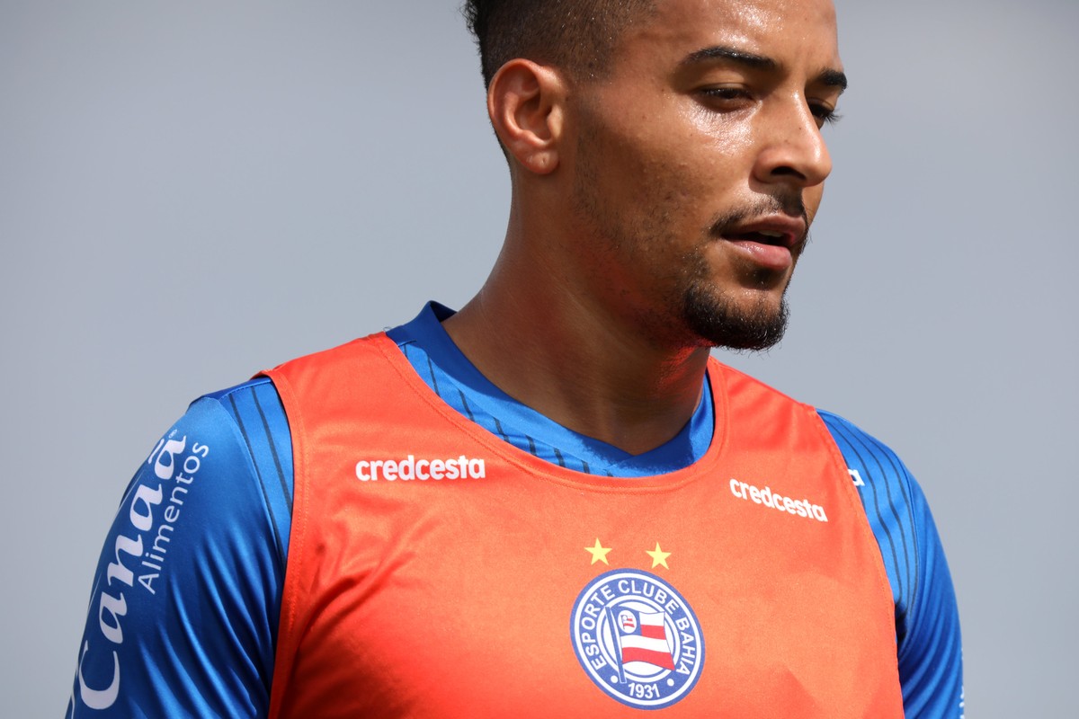 Gregore recebe terceiro cartão amarelo e desfalca o Bahia contra o ...