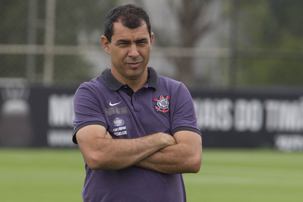 Carille diz que Corinthians baixou a guarda e manda recados à torcida ...