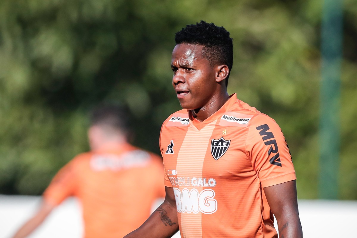 Cazares está em São Paulo para realizar exames médicos e assinar com o ...