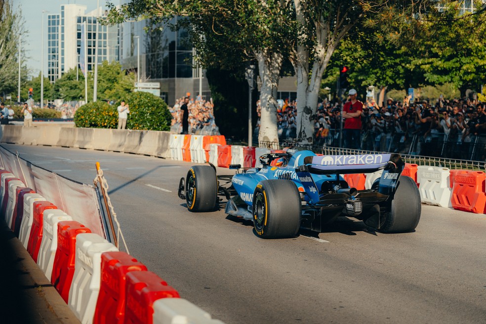 Sainz guia F1 em futura sede do GP da Espanha; veja primeiras imagens | Desvendar esporte