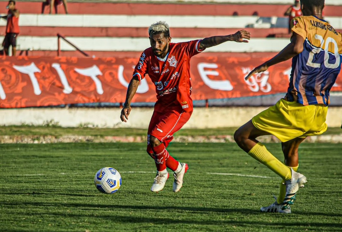 Atacante Ronan é o novo reforço do Lagarto para 2025 | lagarto | ge