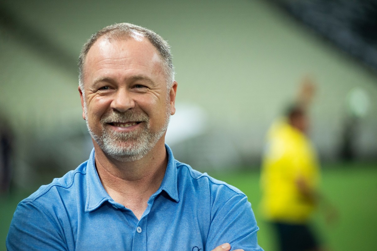 Mano responde Renato Gaúcho e aponta méritos na ascensão do Cruzeiro ...