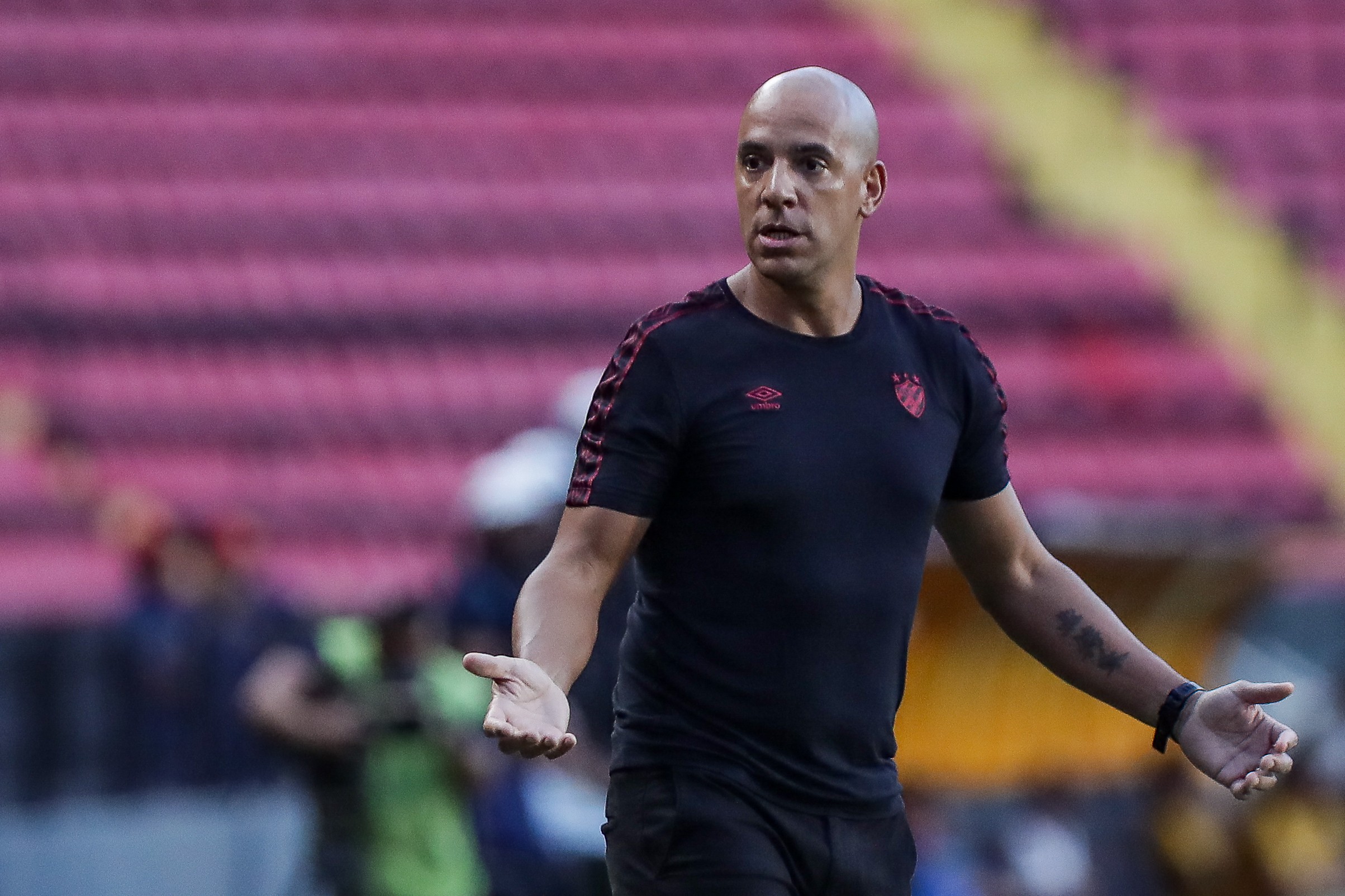 Análise: Sport flerta com vexame, mas classificação tem valor | Ge