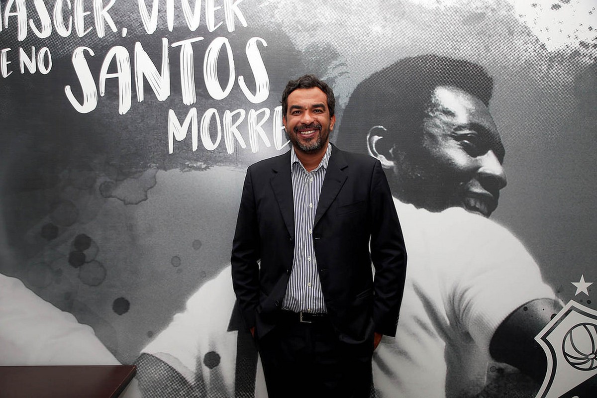 Novo gerente de marketing relata currículo e lista desafios no Santos | Ge