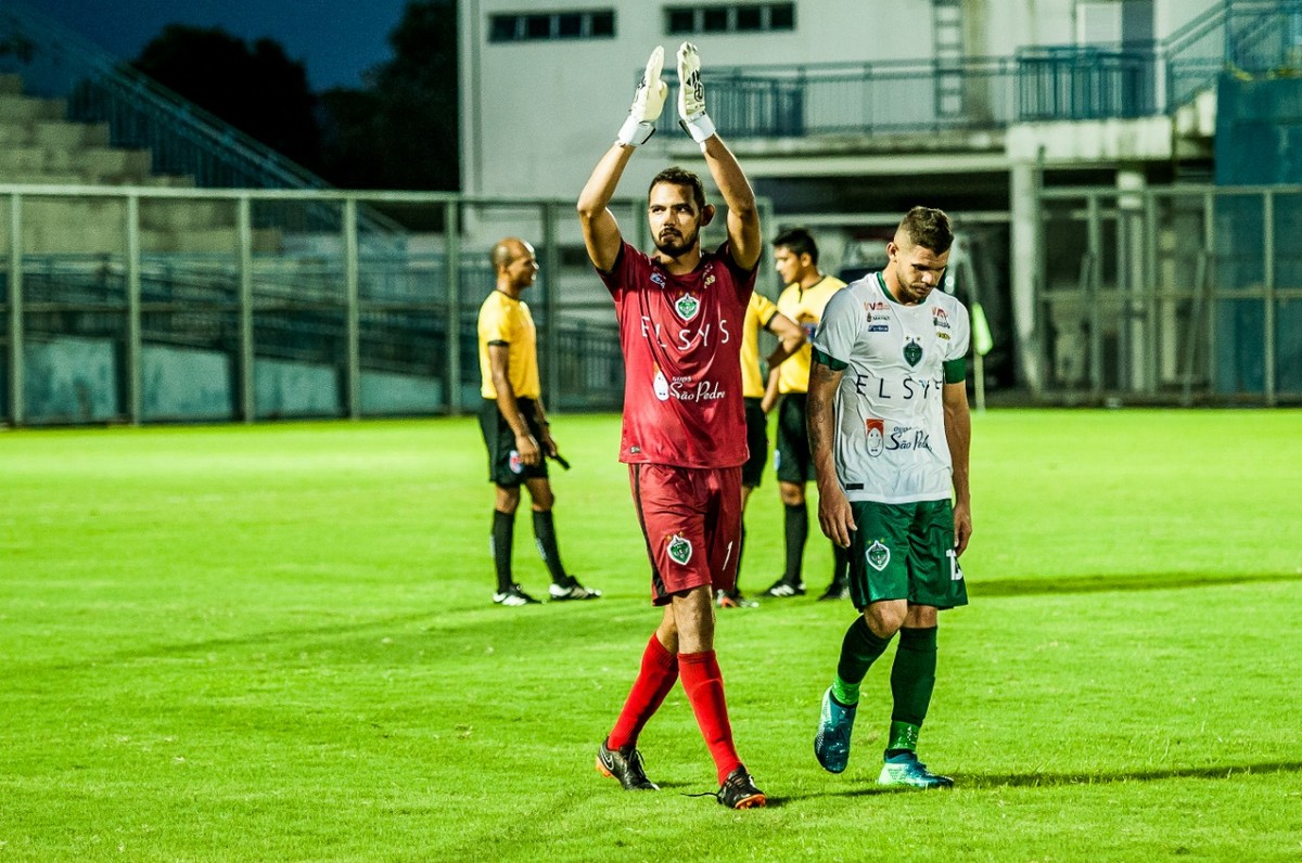 Jonathan atribui revés do Manaus à eliminação na Copa do Brasil: "Isso ...