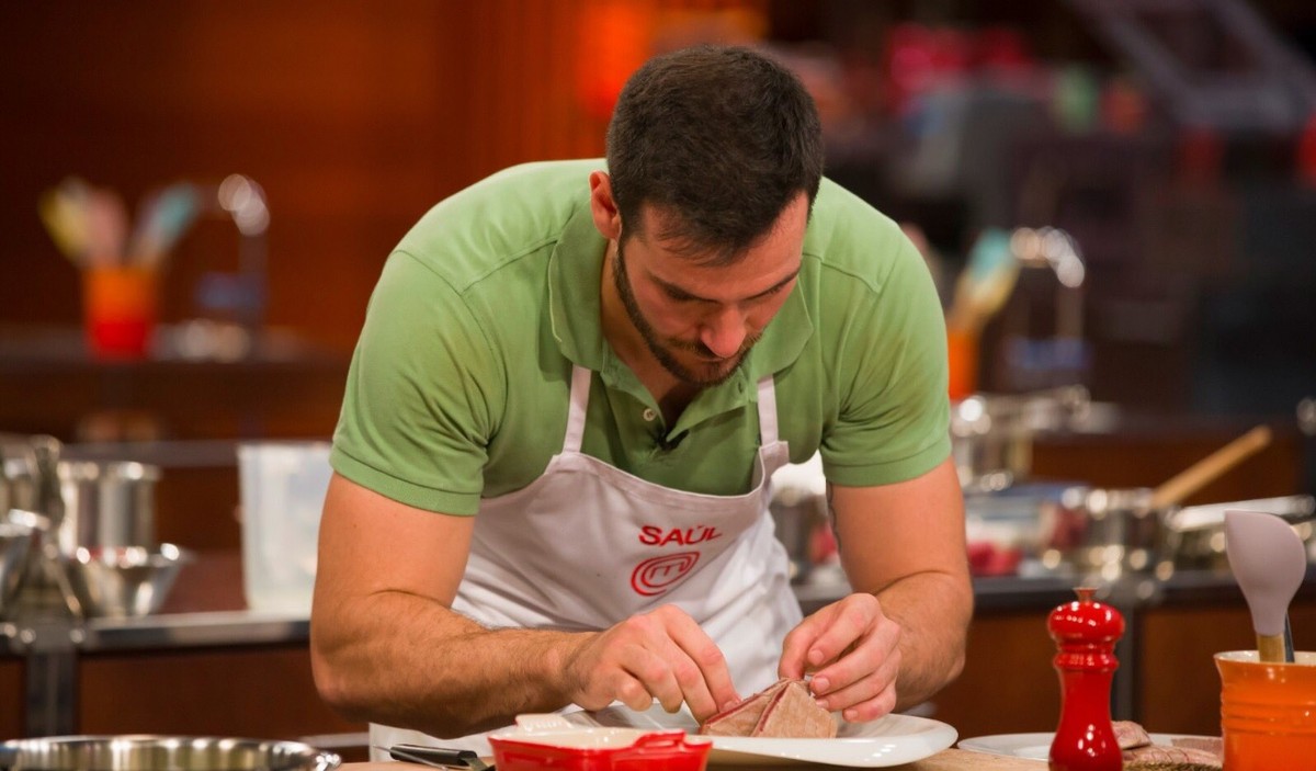 Com sobremesa brasileira, campeão olímpico vence o Masterchef Espanha ...
