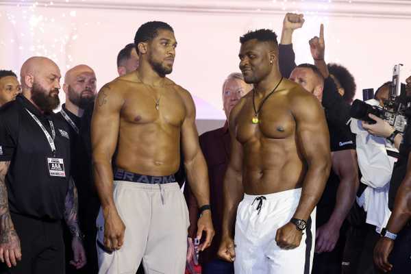 Boxe: Francis Ngannou pesa 9kg acima de Anthony Joshua | combate | ge